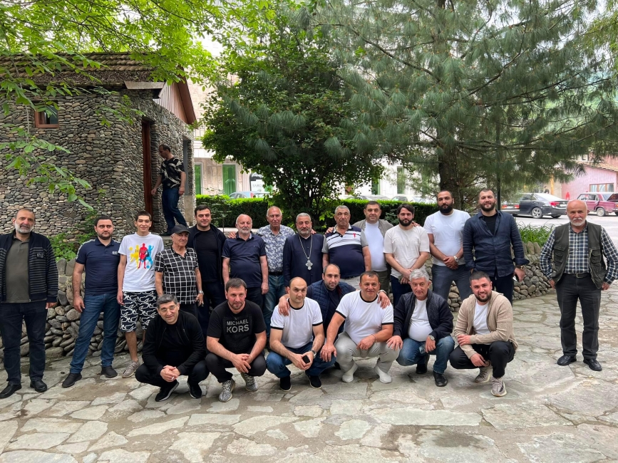 Հայոց առաջին հայրապետի տոնը համայնքը նշանավորեց ուխտագնացությամբ ...